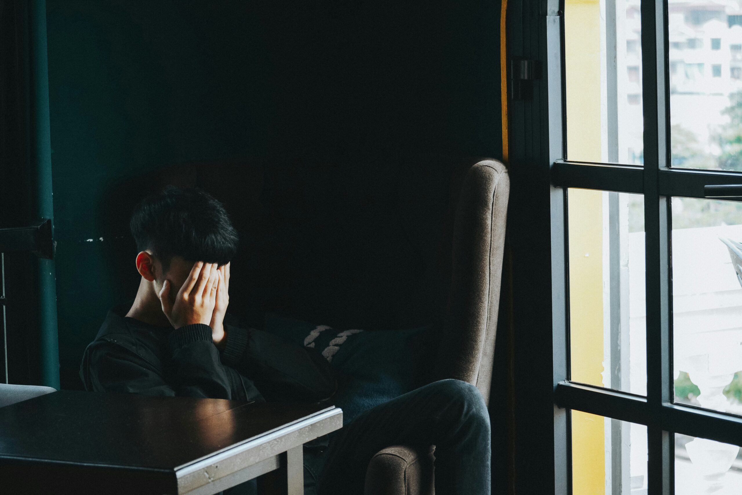 Mental Health and Workplace Safety: Why it Matters in 2025 - KeyOstas
